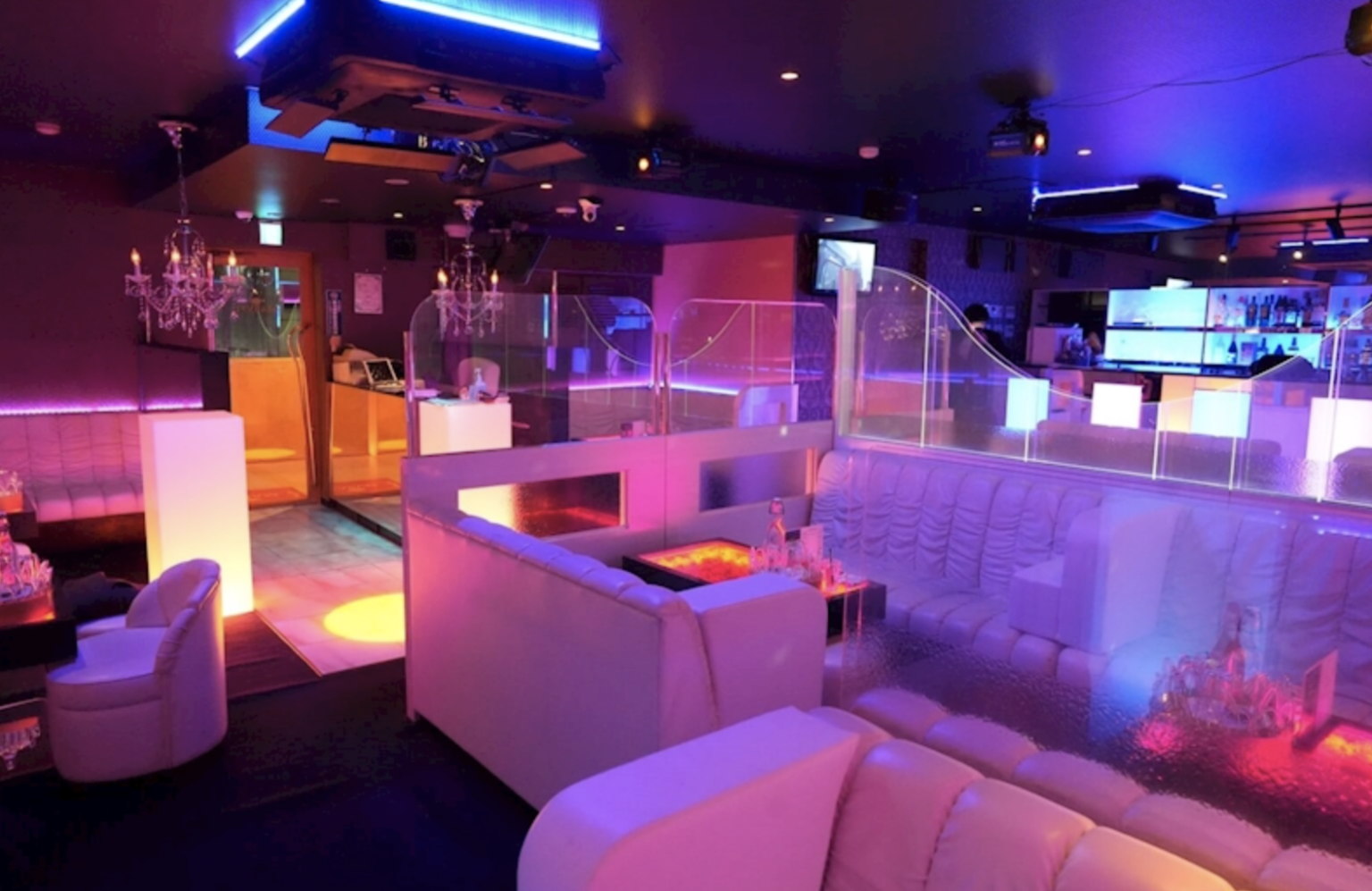 福岡「博多駅」に近いキャバクラ10選！